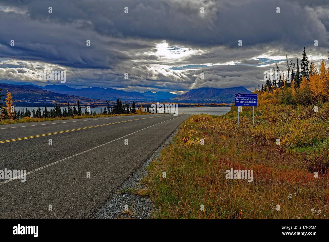 Kluane front range hi-res stock photography and images - Alamy