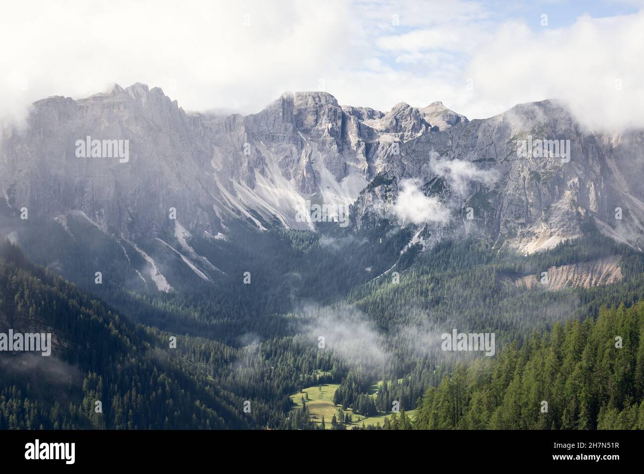 Italian alpine range hi-res stock photography and images - Alamy