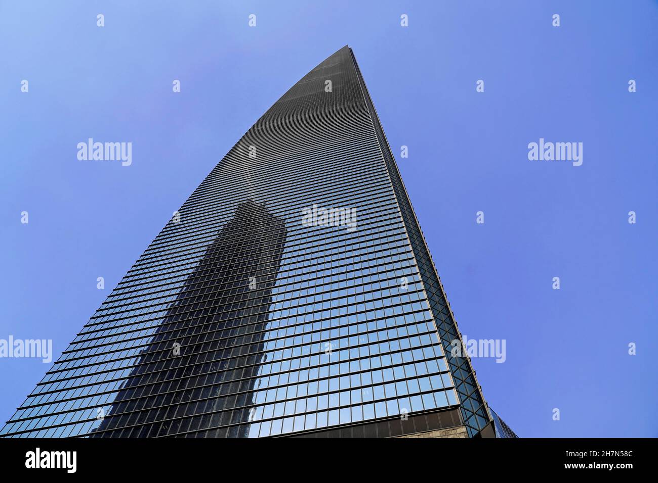 The 632-metre Shanghai Tower, nicknamed The Twist, Shanghai, People's ...