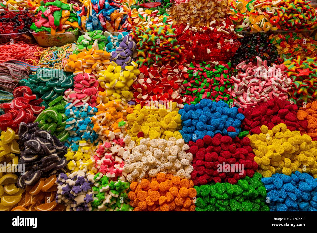 Colourful sweets, Imam Ali Holy Shrine, Najaf, Iraq Stock Photo - Alamy