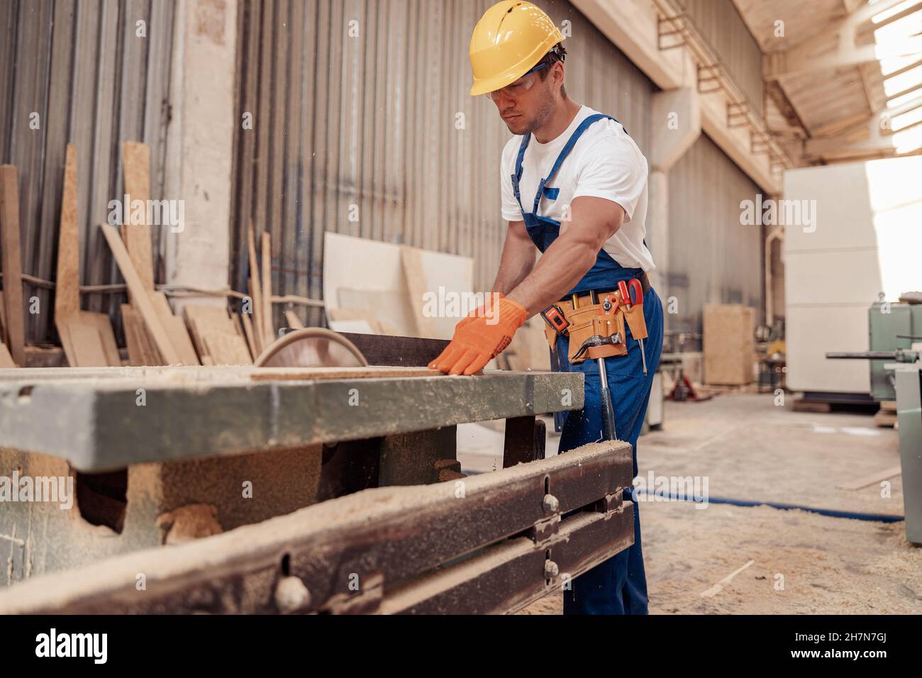 Construction worker helmet male serious hi-res stock photography and ...