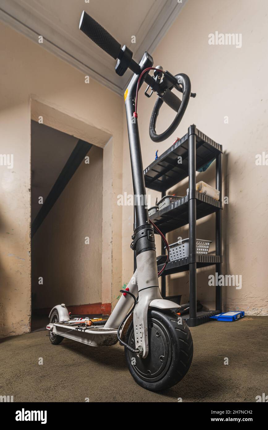 Motor transport mechanics hi-res stock photography and images - Alamy