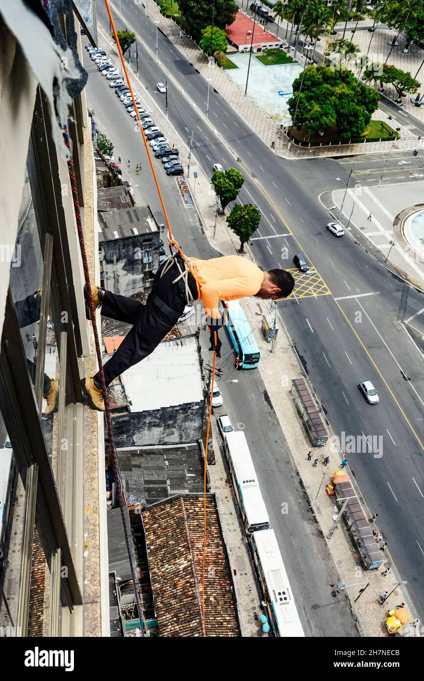 Jump down building hi-res stock photography and images - Alamy
