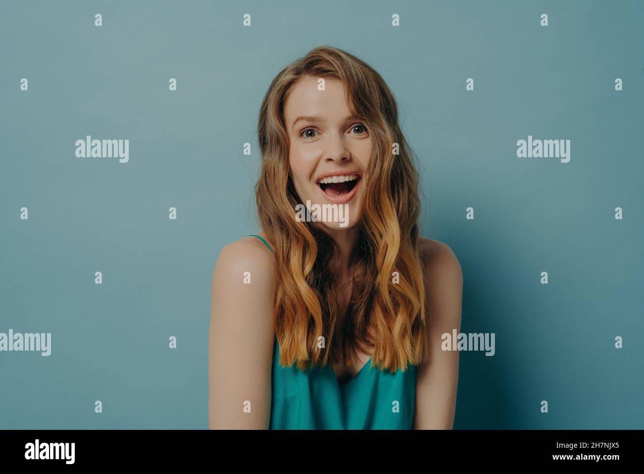 Cheerful facial expression hi-res stock photography and images - Alamy