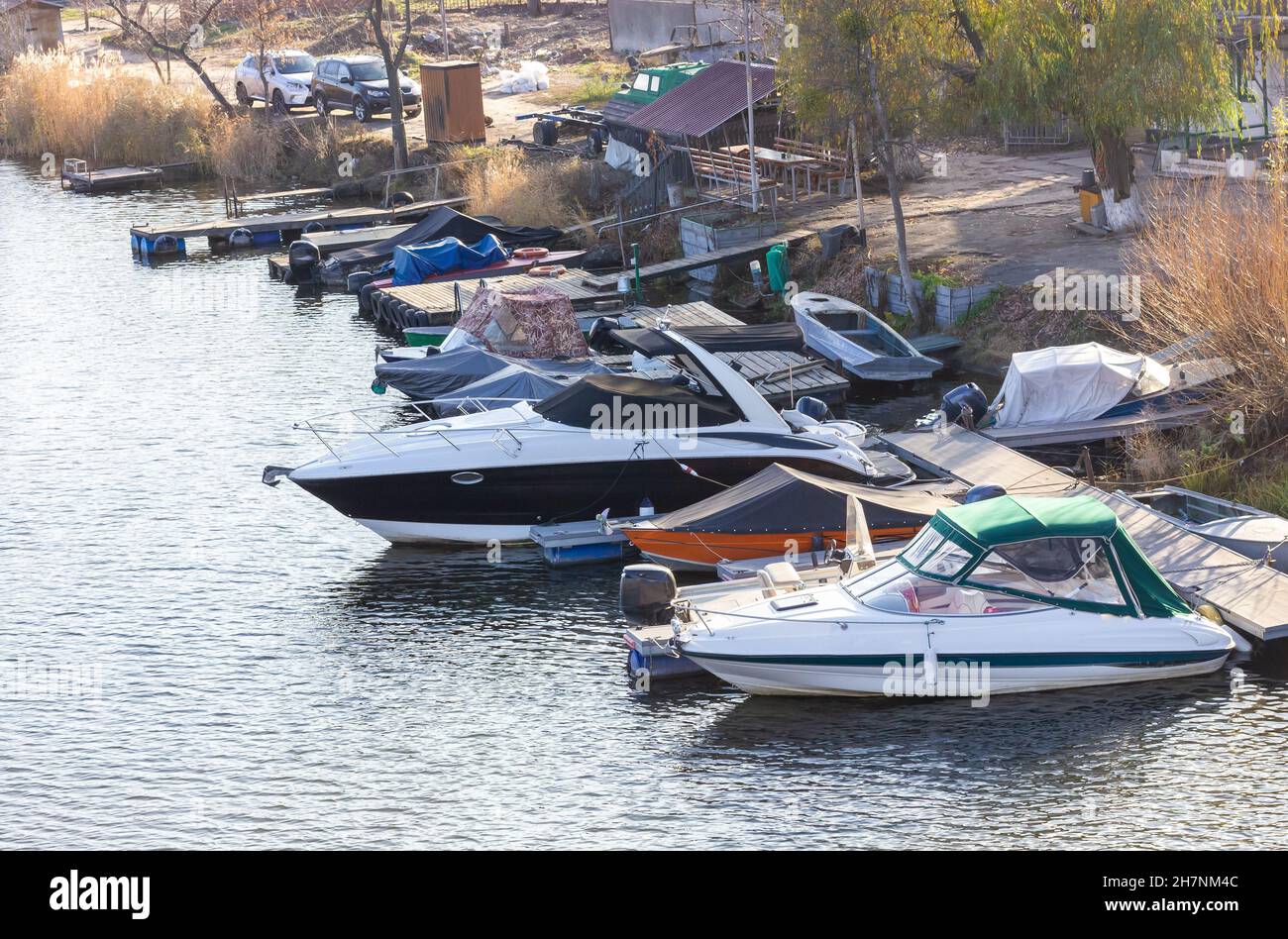 Service station for boats hi-res stock photography and images - Alamy