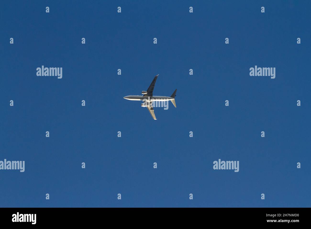 A Skymark airlines, Boeing 737-86N airliner seen from below. Tokyo ...