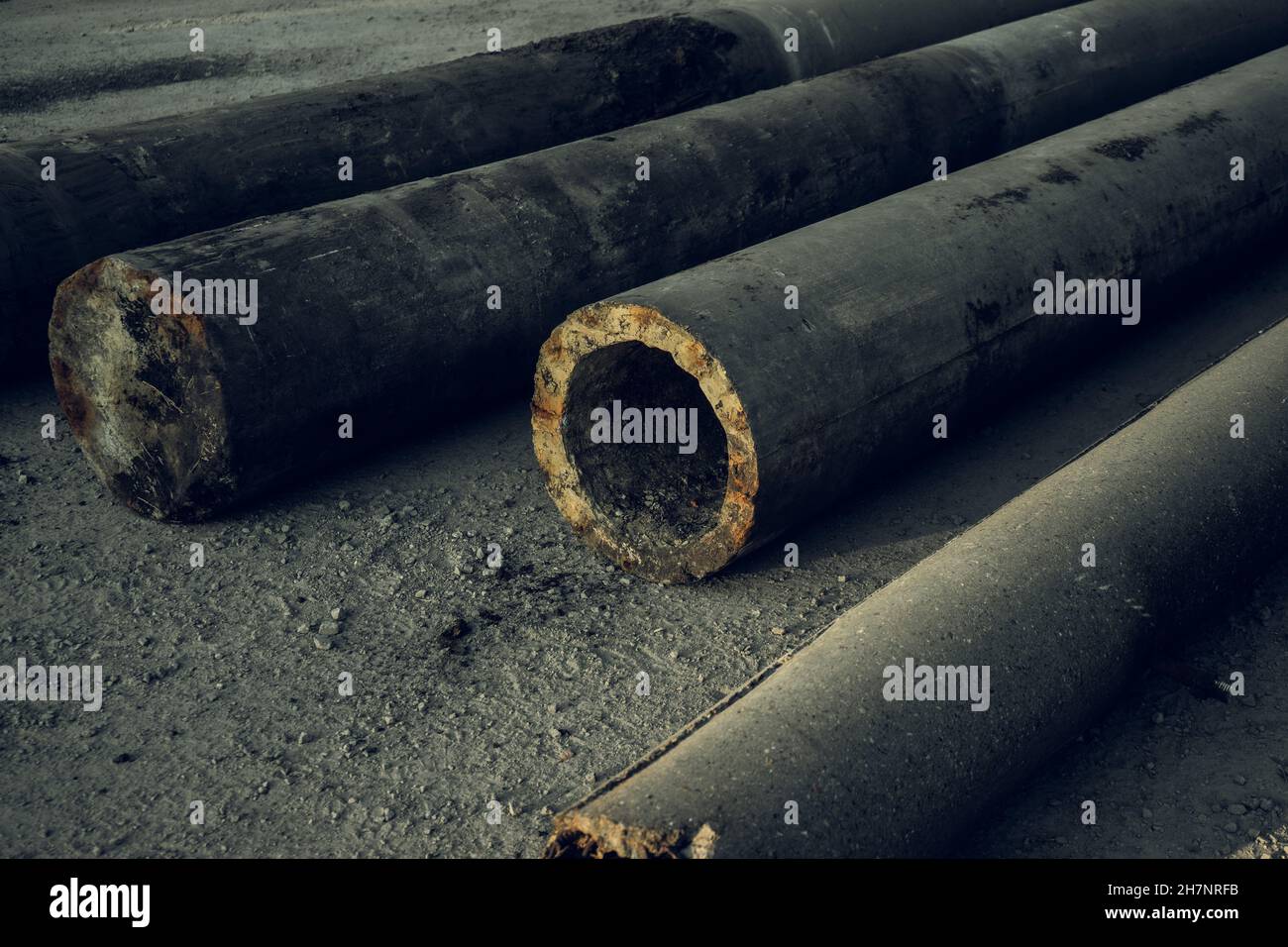 Damaged Support Beams High Resolution Stock Photography and Images - Alamy