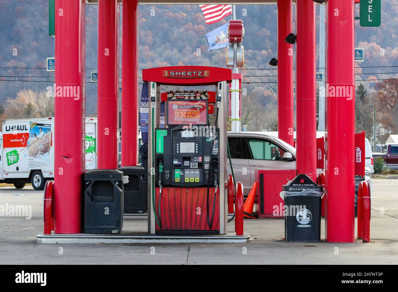 Sheetz fuel hi-res stock photography and images - Alamy