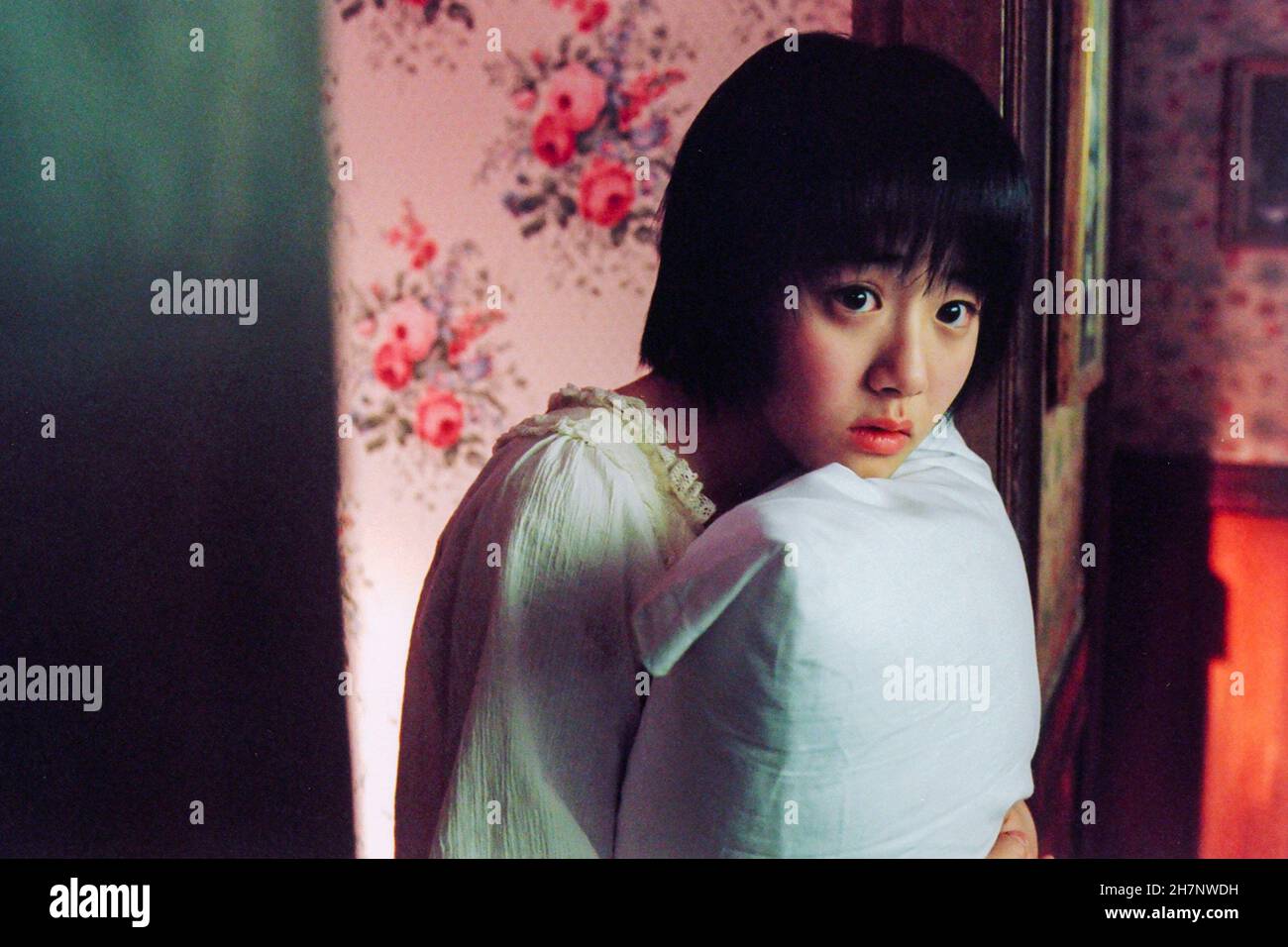 Deux Soeurs Janghwa, hongryeon Year : 2003 South Korea Director Kim Jee ...