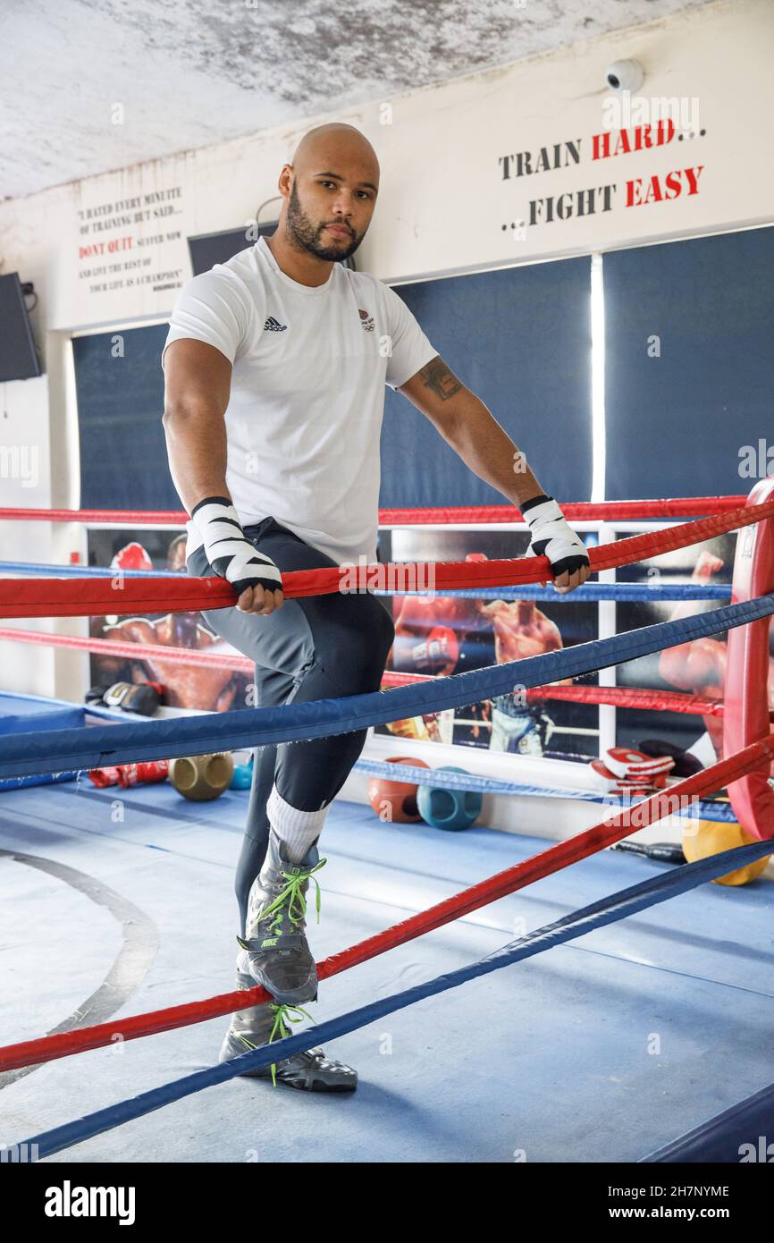 11/03/21, England. British super heavyweight boxer Frazer Clarke at the ...