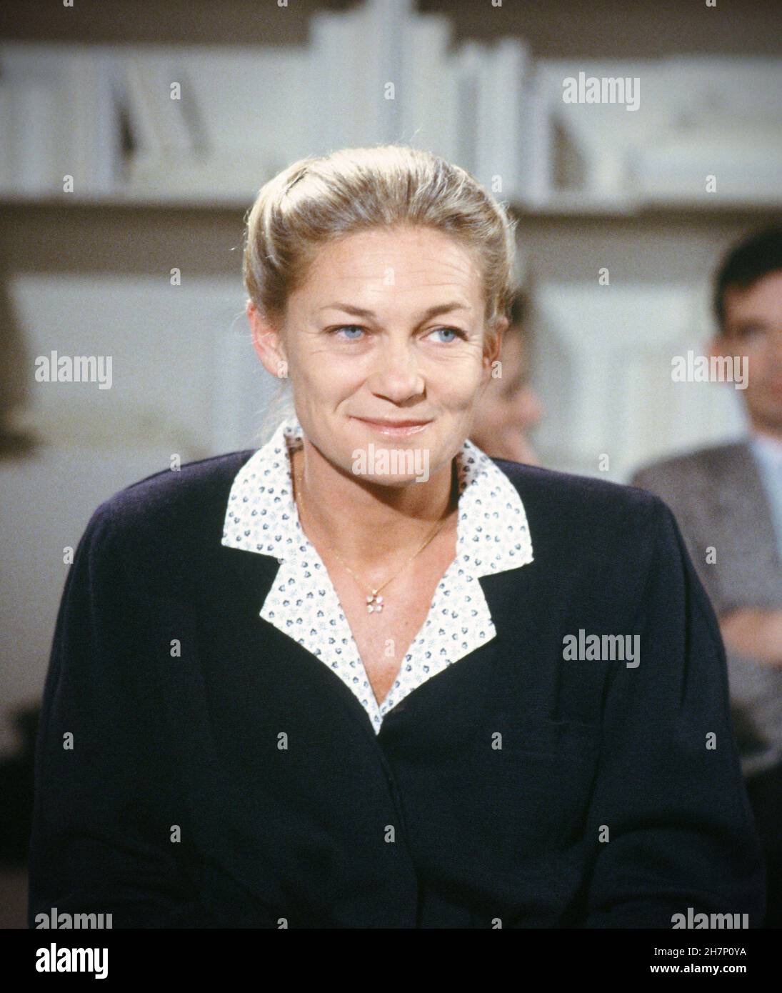 Elisabeth Badinter on the set of the literary TV show "Apostrophes ...