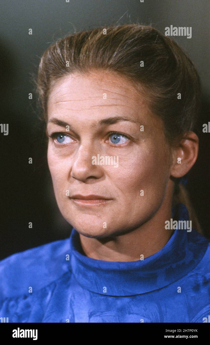 The French philosopher and author Elisabeth Badinter on the set of the ...