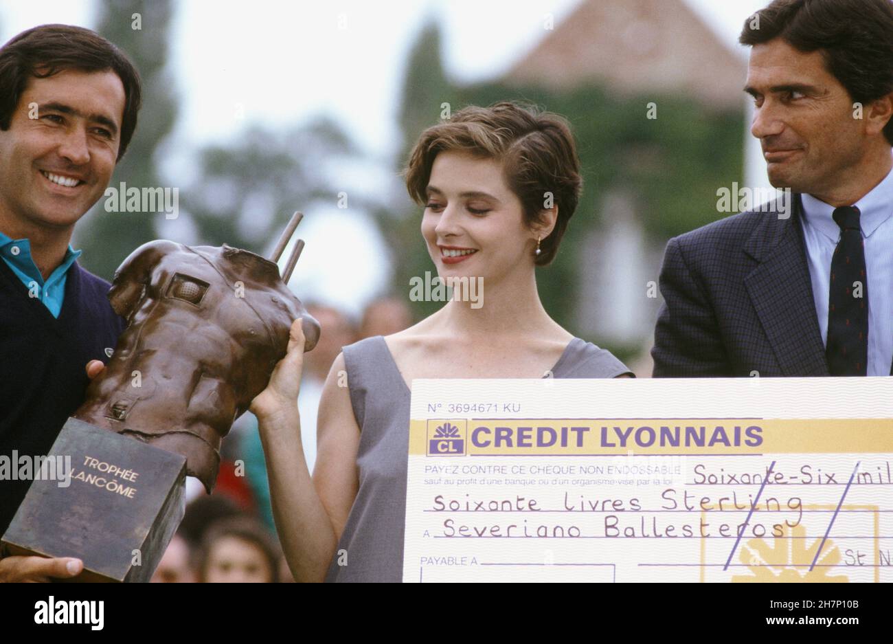 Isabella rossellini 1988 hi-res stock photography and images - Alamy