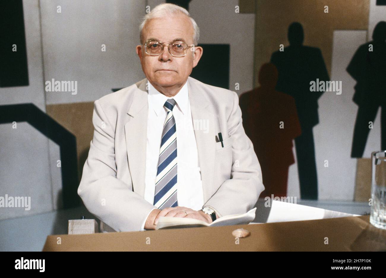 André Bergeron, General Secretary of Force Ouvrière, on the set of the ...