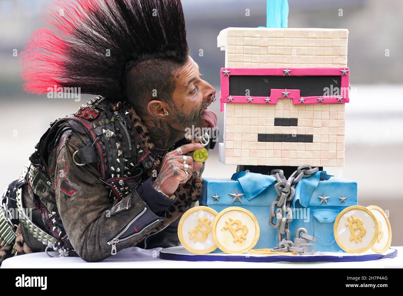 Crypto punk hi-res stock photography and images - Alamy