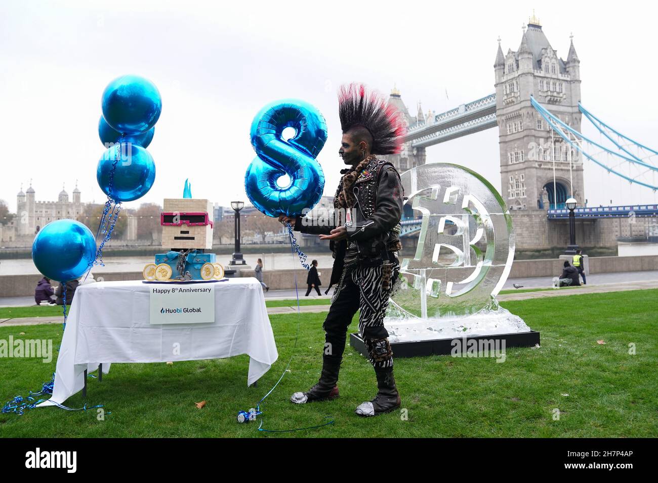 Zombie punk hi-res stock photography and images - Alamy