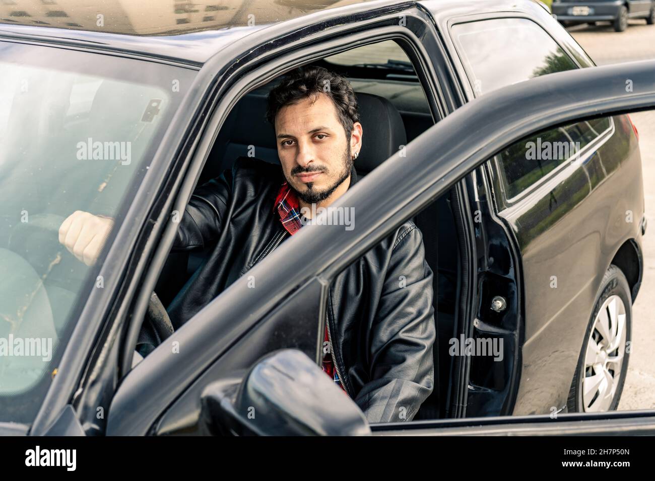 Person sitting inside car hi-res stock photography and images - Alamy