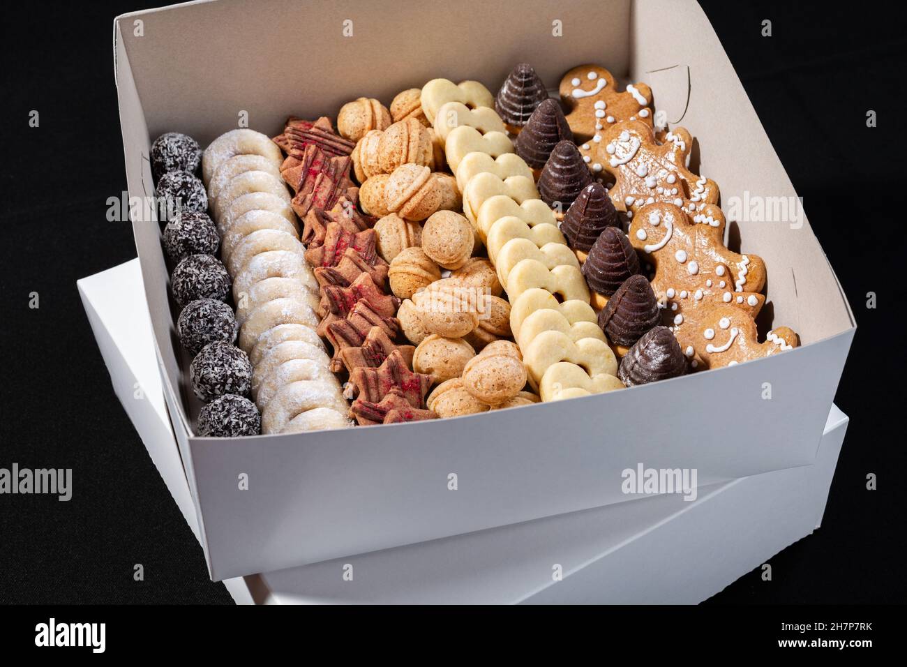 Cacao cookies hi-res stock photography and images - Alamy