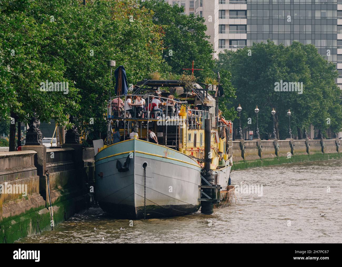 Tamesis boat hi-res stock photography and images - Alamy