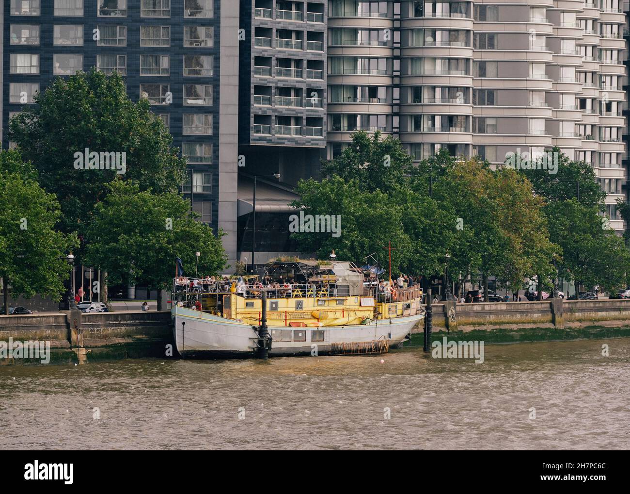 Tamesis boat hi-res stock photography and images - Alamy