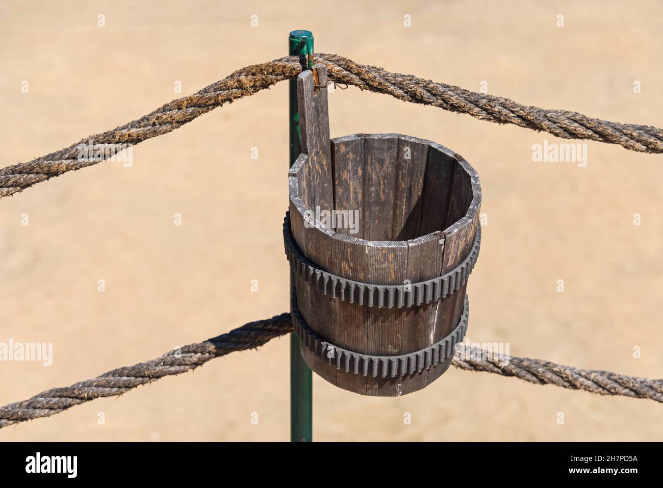 Bucket hanging hi-res stock photography and images - Alamy