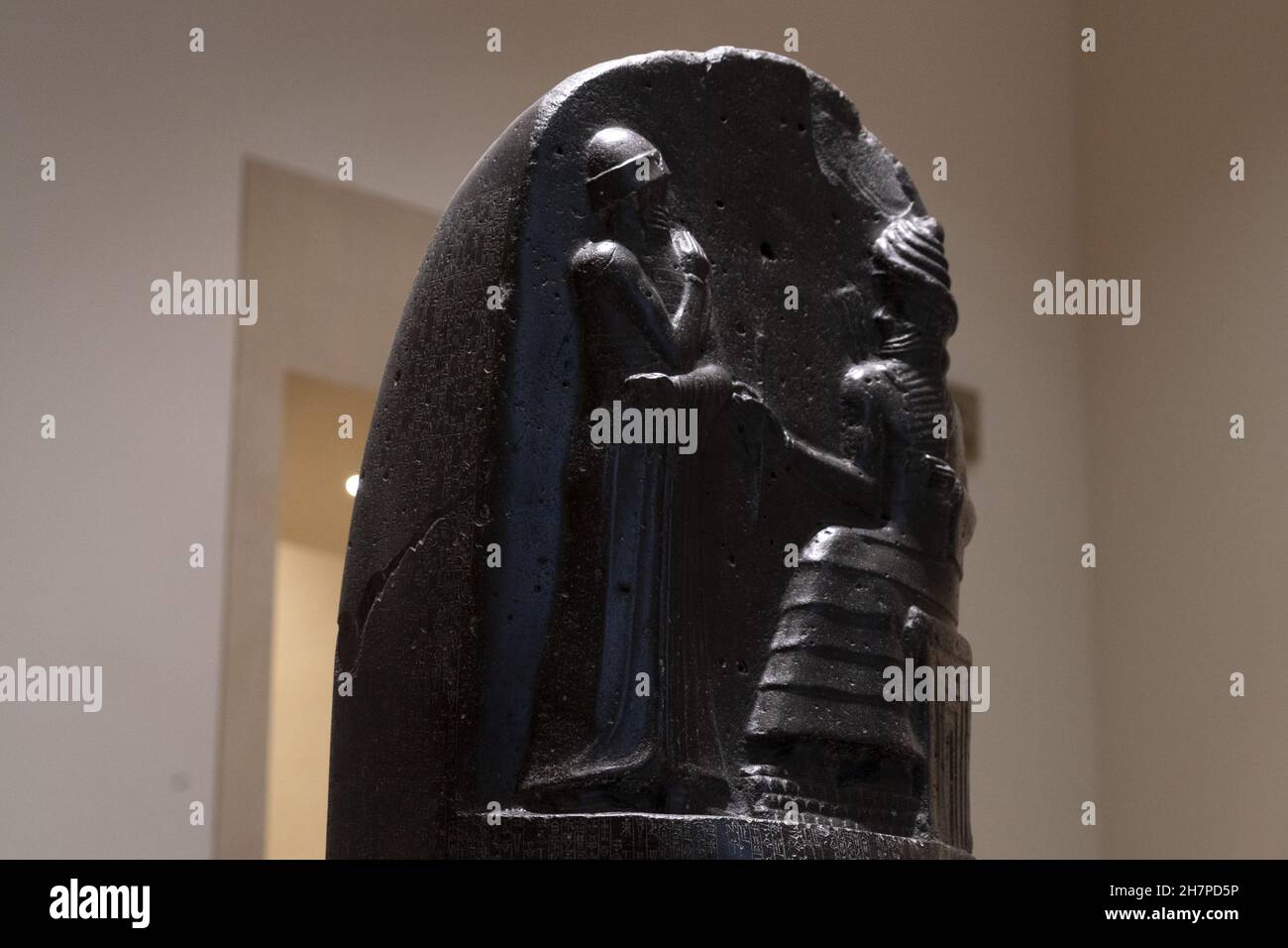 Hammurabi law code of mesopotamia stone detail Stock Photo - Alamy