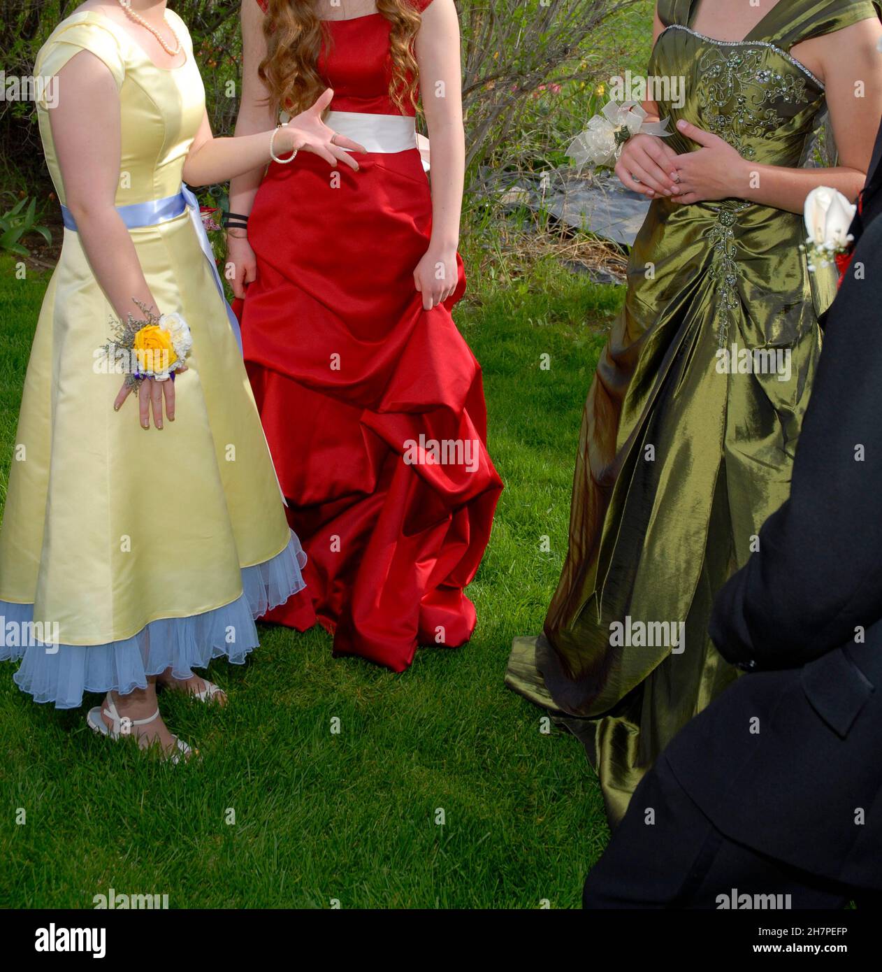 Kids in formal dress hi-res stock photography and images - Alamy