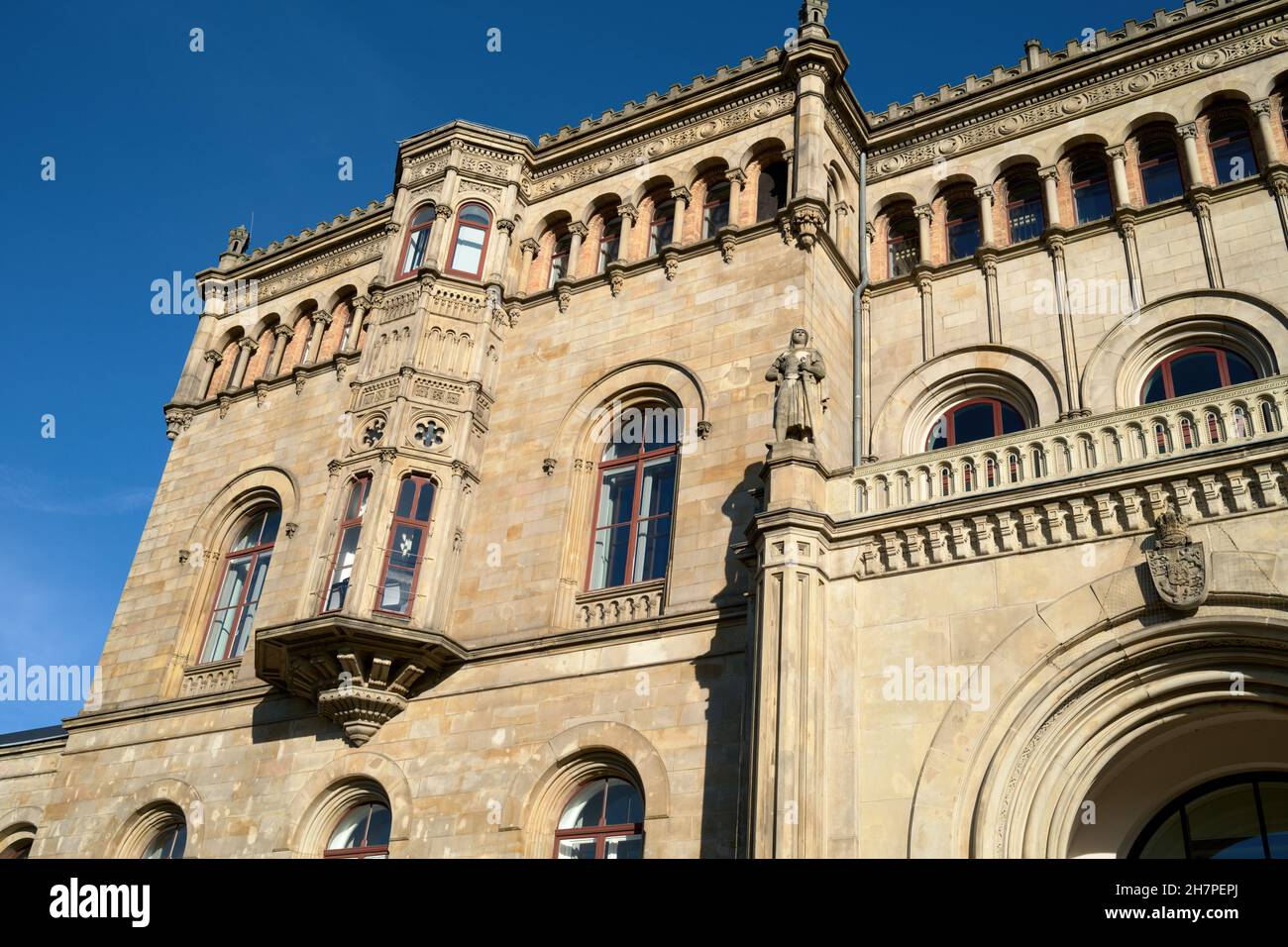 Welfenschloss und Campus der G. W. Leibniz Universität Hannover, Castle ...