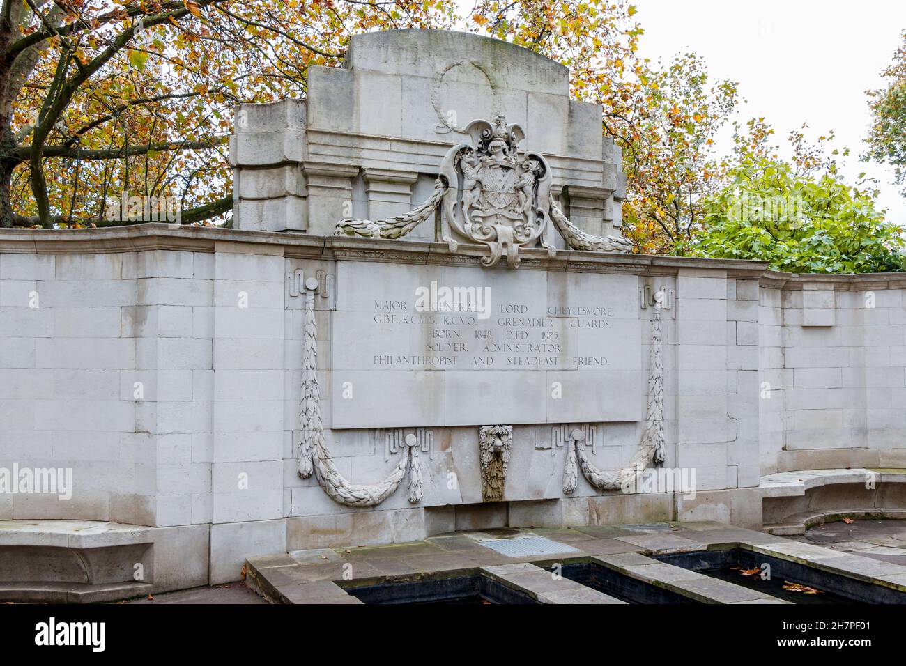 The Cheylesmore Memorial in Victoria Embankment Gardens, London, UK ...