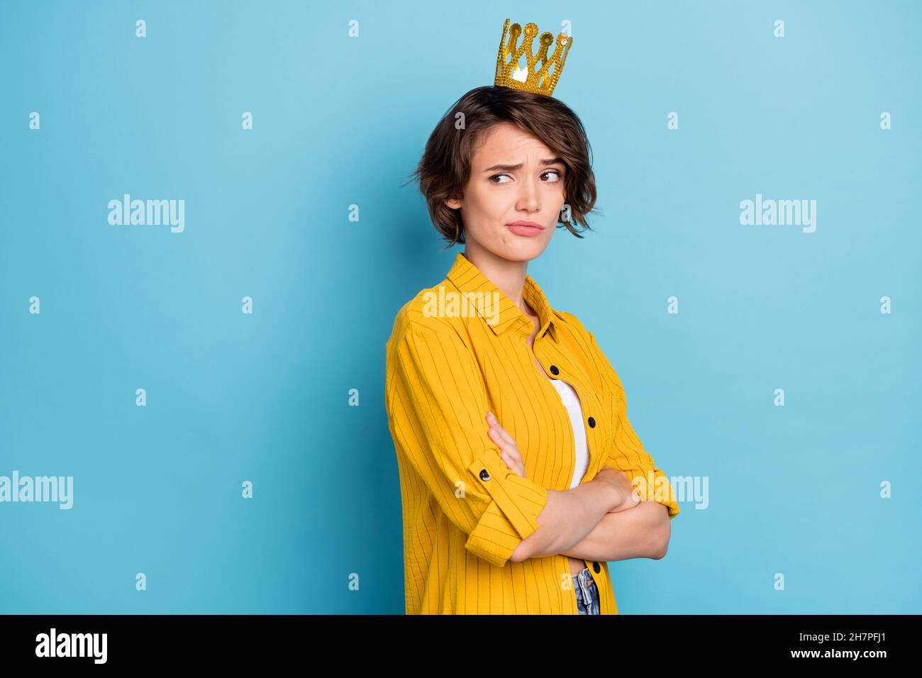 Photo of arrogant spoiled lady crossed hands look empty space wear ...