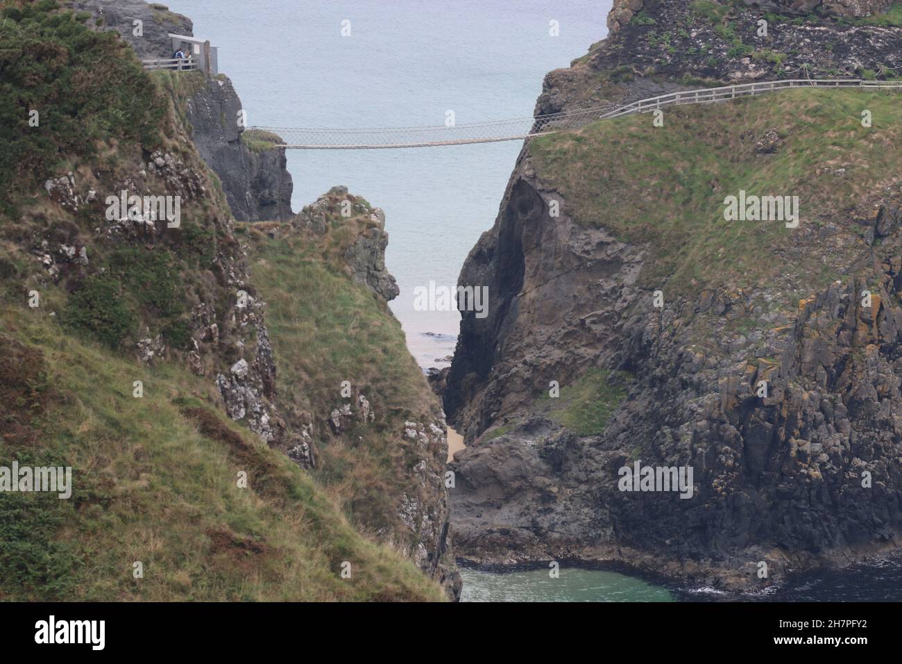 Carrick-a-Rede Rope Bridge, Northern Ireland coast Stock Photo - Alamy