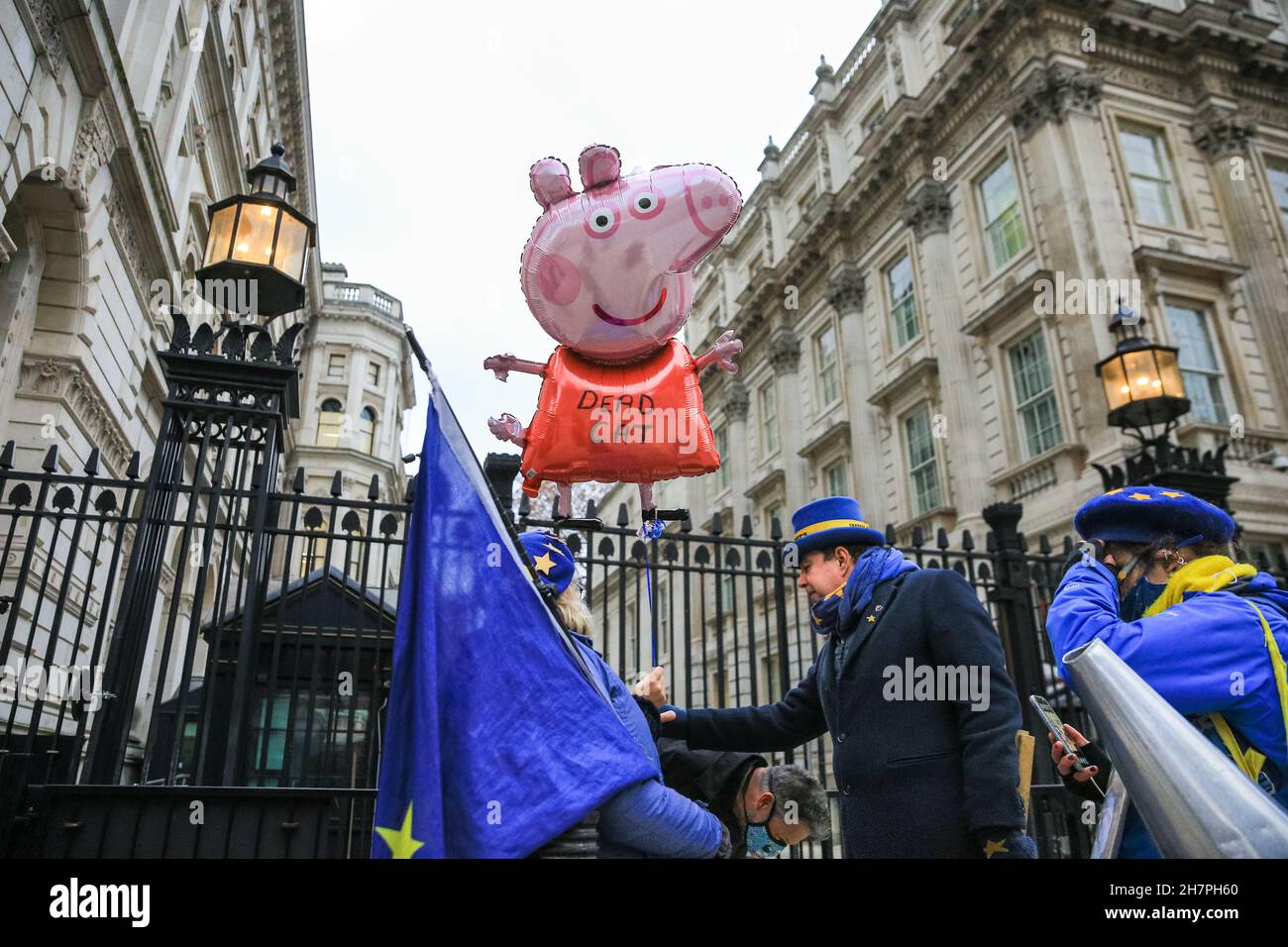 Boris johnson speech peppa hi-res stock photography and images - Alamy
