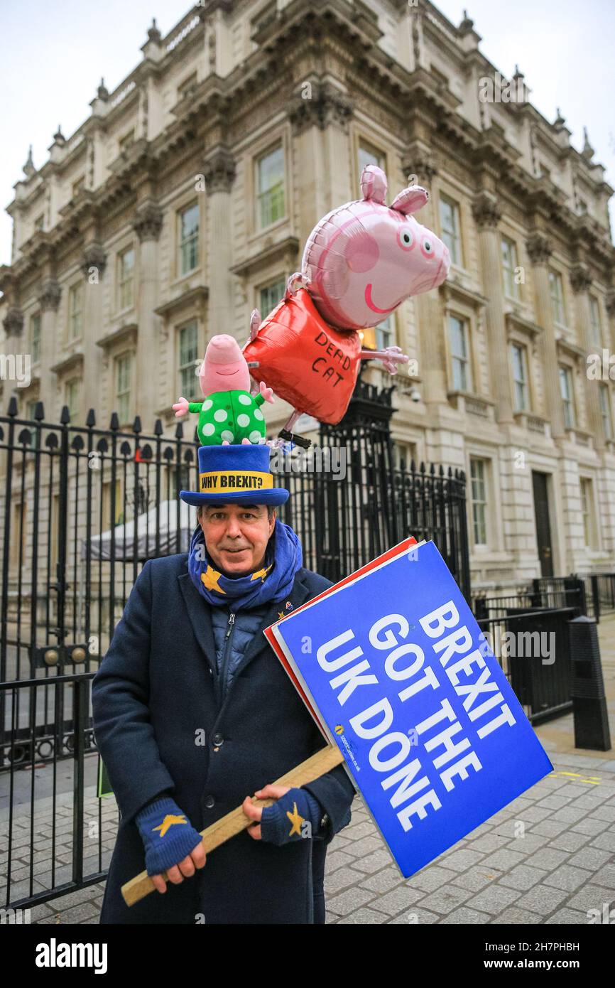 Boris johnson speech peppa hi-res stock photography and images - Alamy