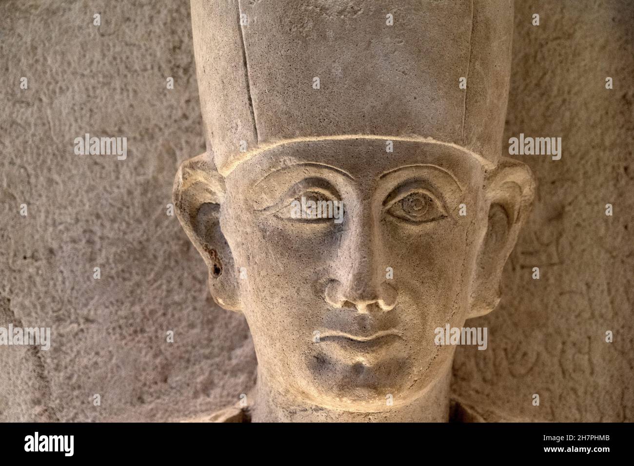 Old Syria Palmyra statue collection detail Stock Photo - Alamy