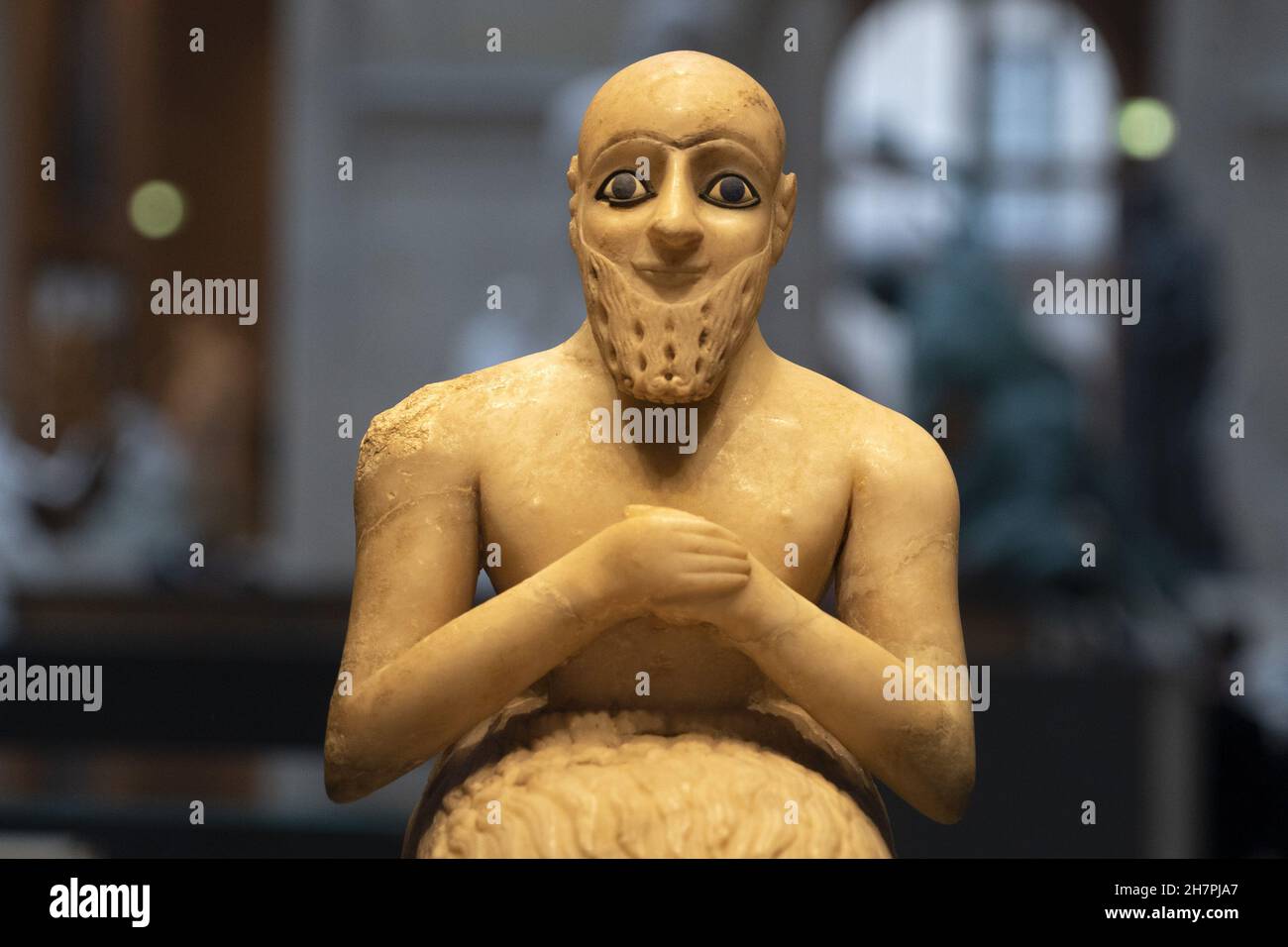 Alabaster Statue of Ebih-Il a 25th-century BC superintendent of the ...