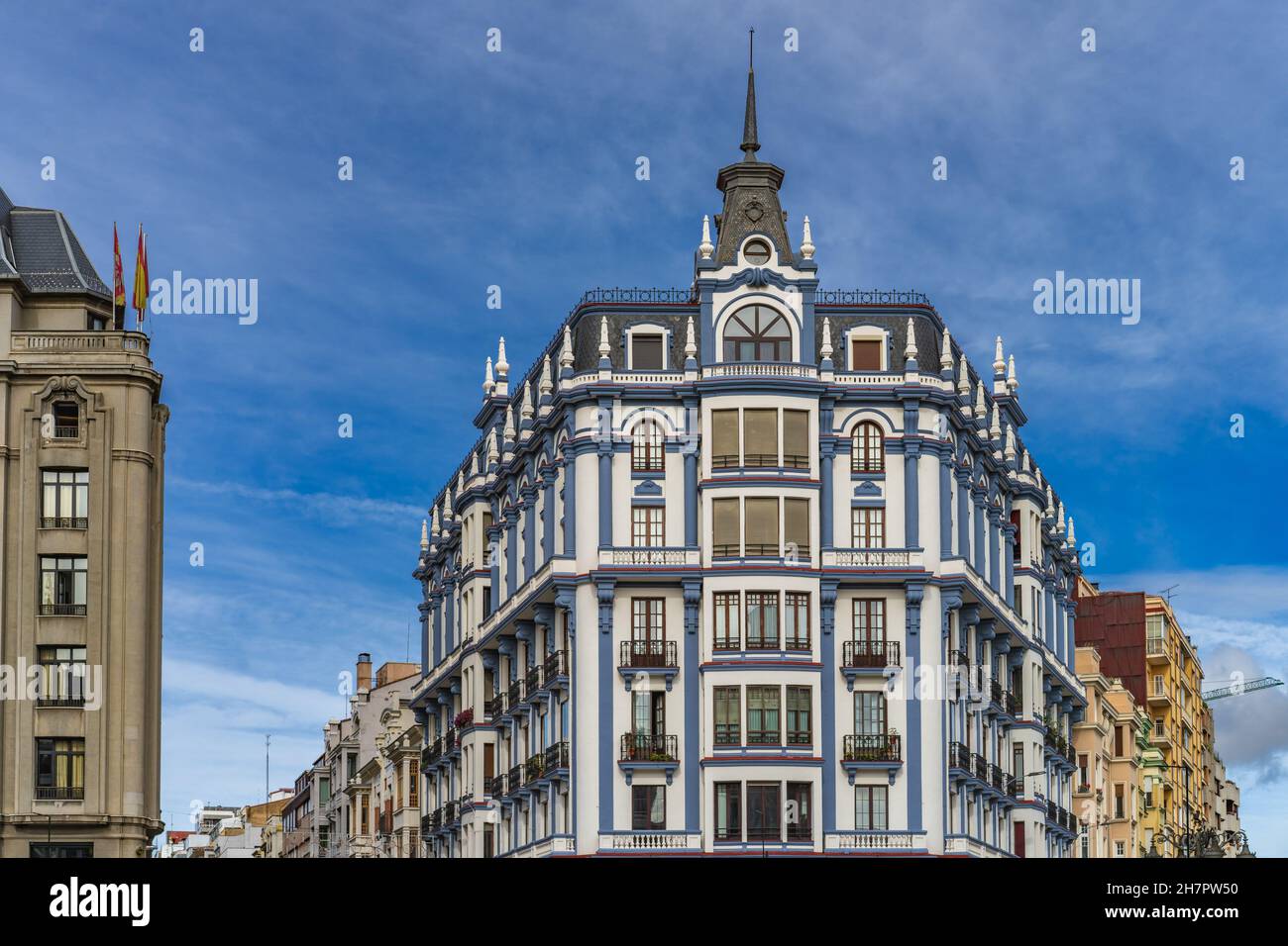 Modernist building in the city of Leon in Spain Stock Photo - Alamy