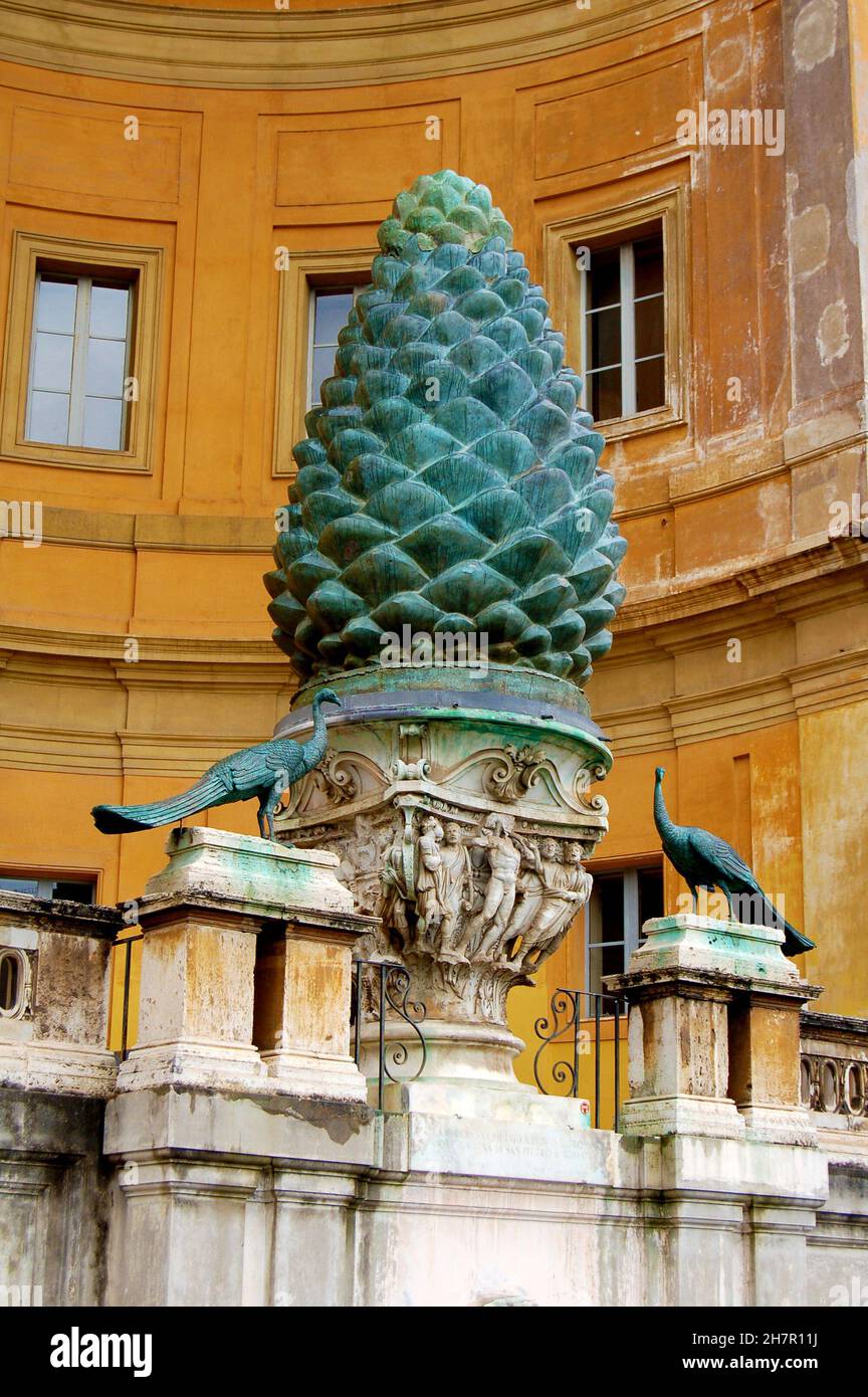 Vatican City - Cortile della Pigna, Roman bronze pine cone Stock Photo ...