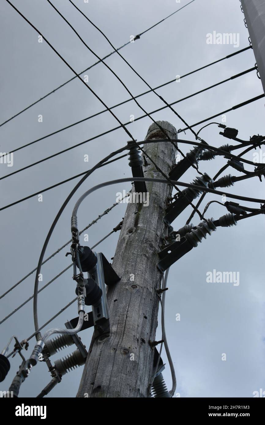 Wooden utility pole hi-res stock photography and images - Alamy