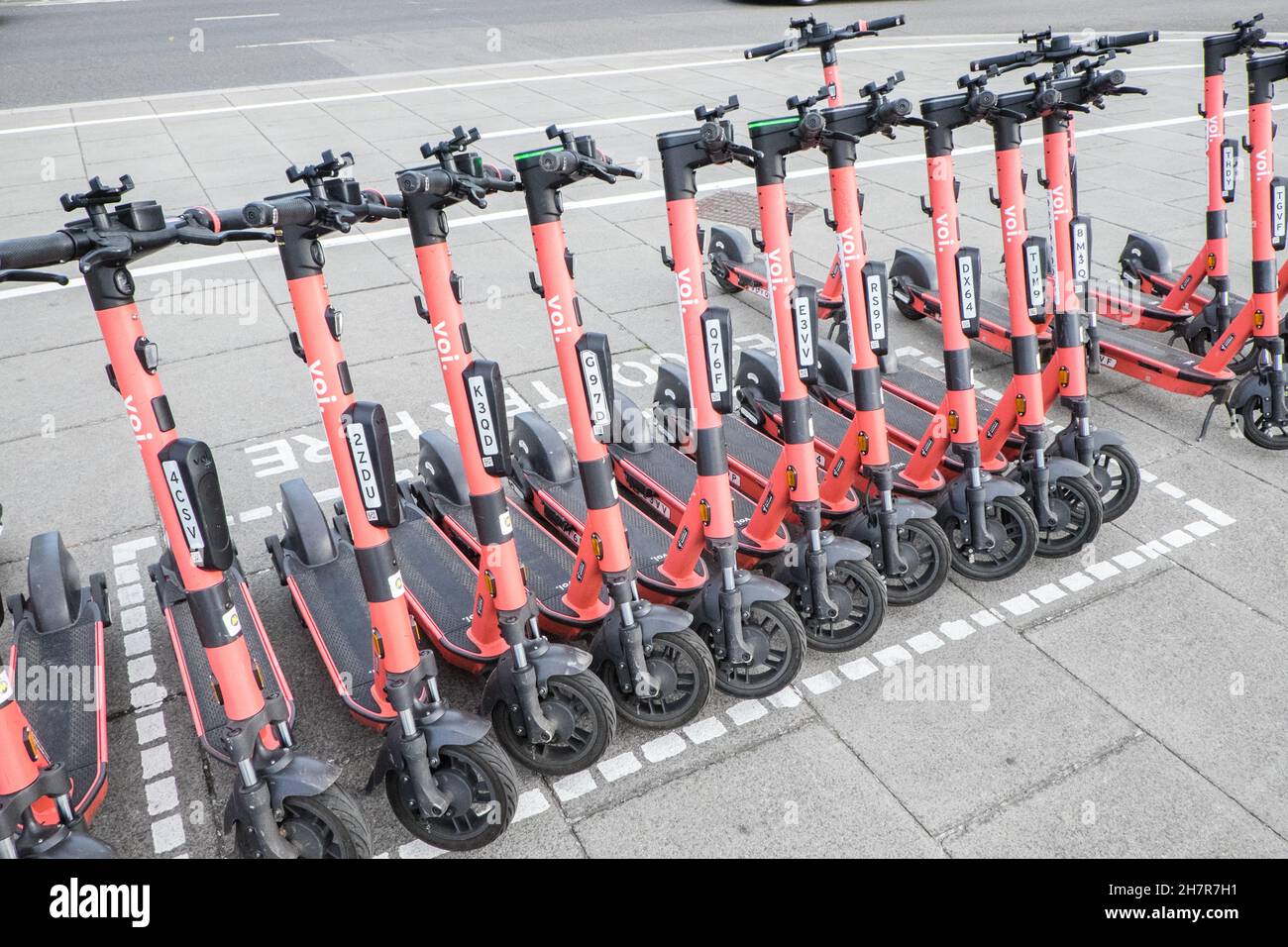 E-scooters,scooter,Electric scooters,pink,red,scooters,owned,by,Voie ...