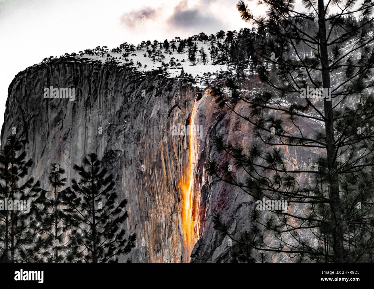 Fire Falls at Yosemite National Park Stock Photo - Alamy