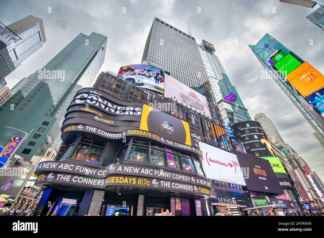 Times square signs hi-res stock photography and images - Alamy