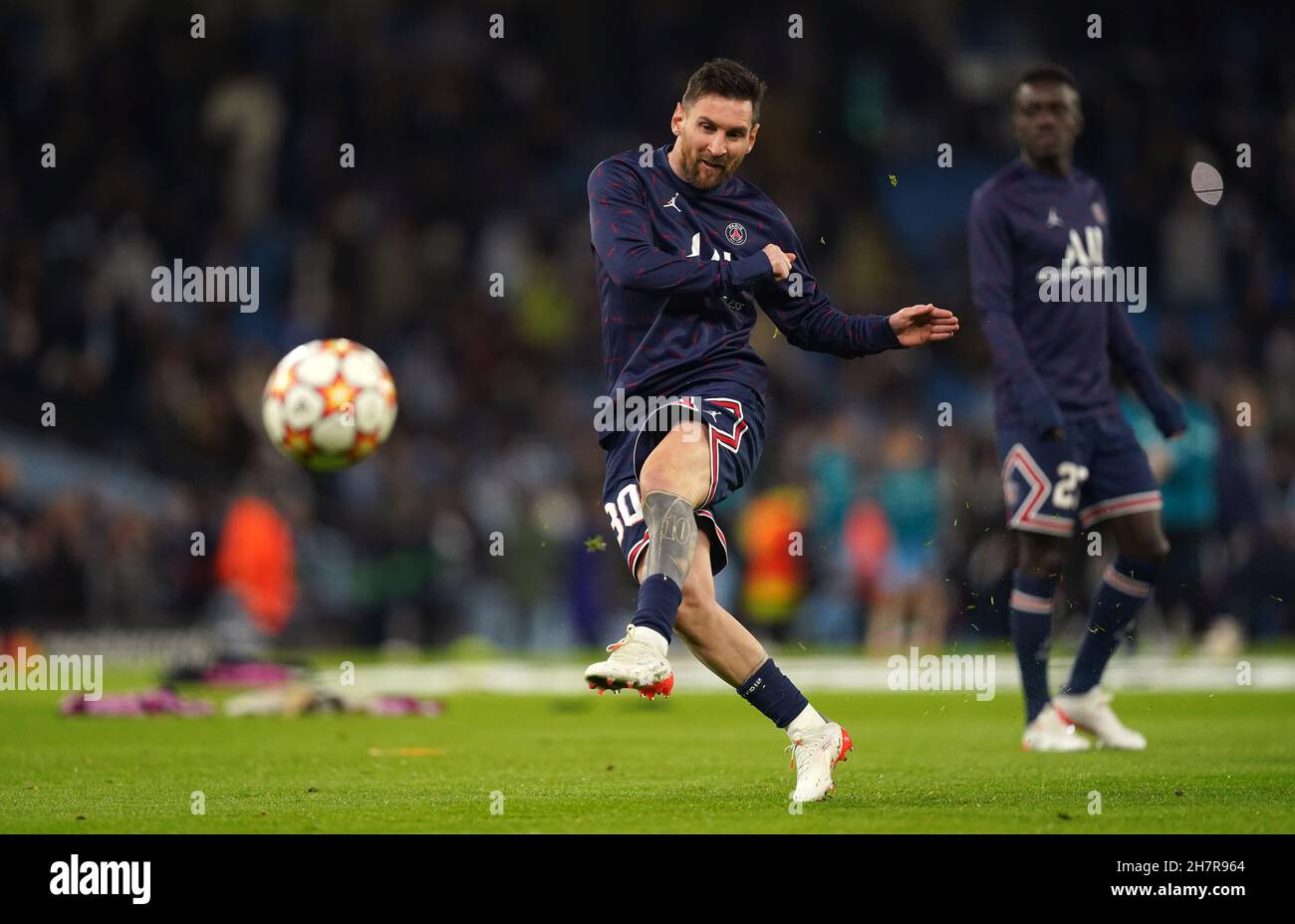 Paris Saint Germain's Lionel Messi warming up before the UEFA Champions ...