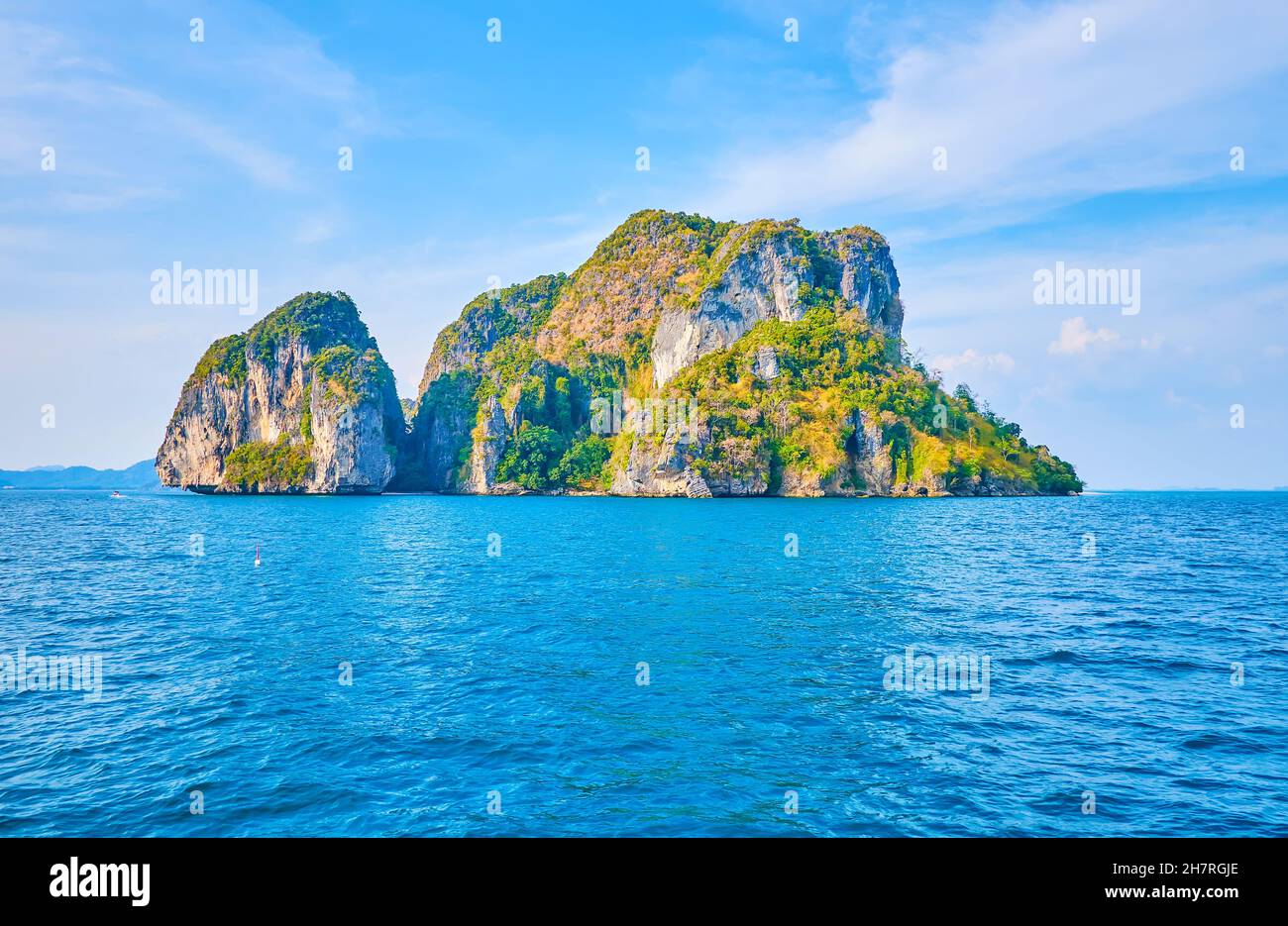 Ko Poda is one of the most spectacular islands of Andaman Sea in Krabi ...