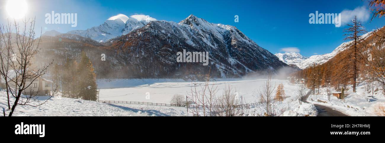 Lago di Ceresole, Stunning snowy landscape of the Gran Paradiso ...