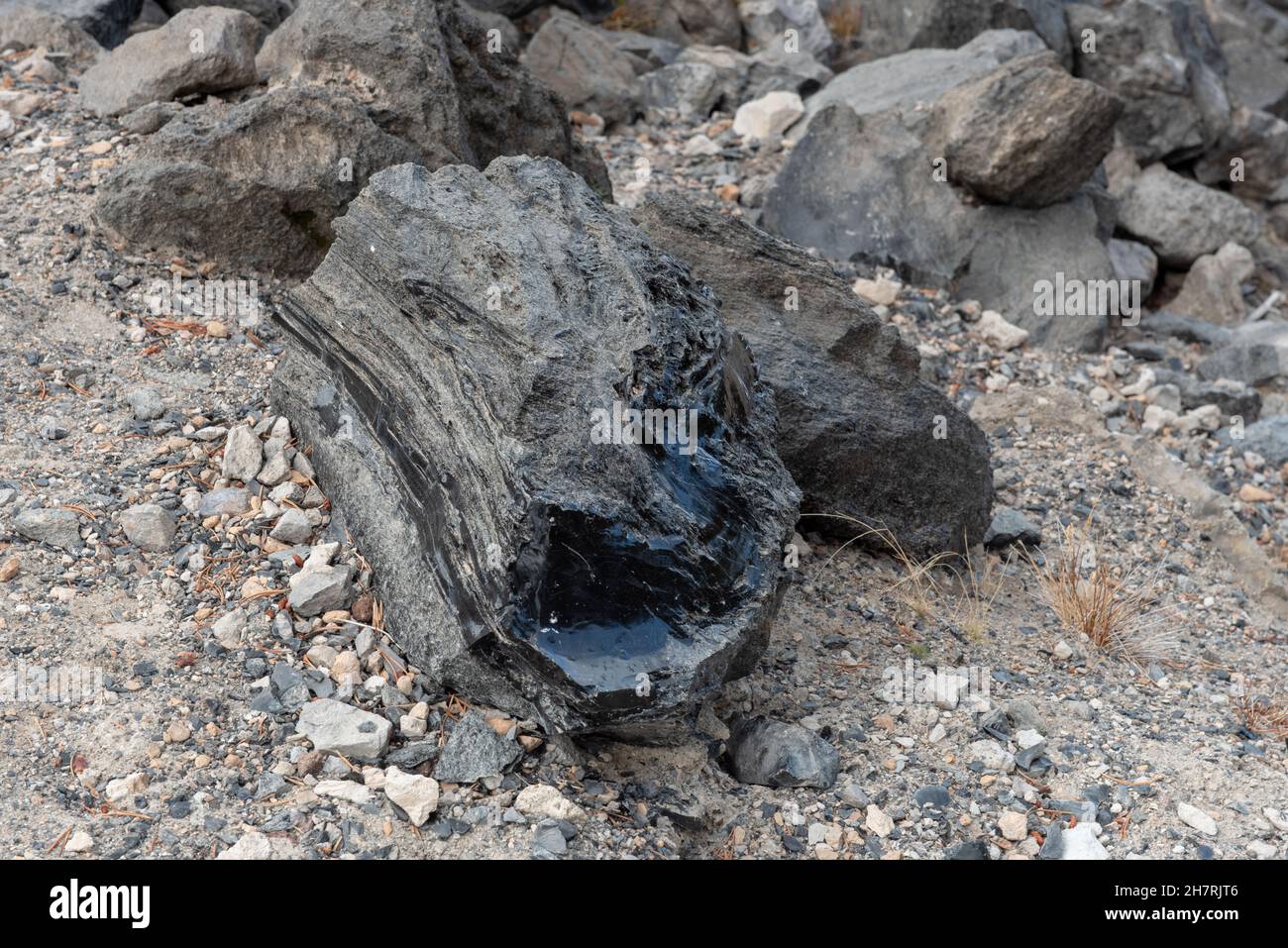 Obsidian rock in Newberry volcanic area in central oregon Stock Photo - Alamy