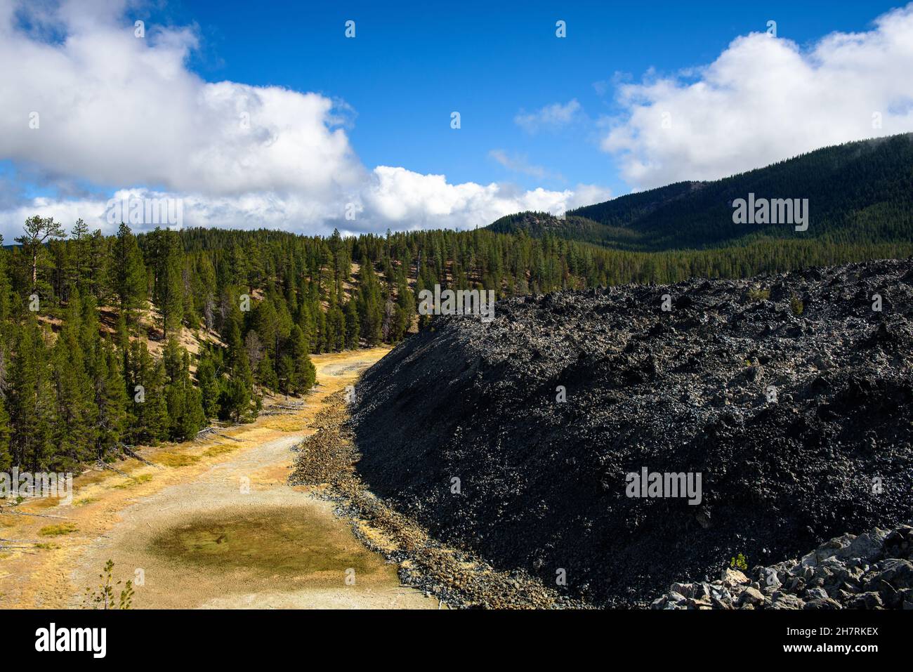 Big obsidian flow volcanic glass oregon lava hi-res stock photography and images - Alamy