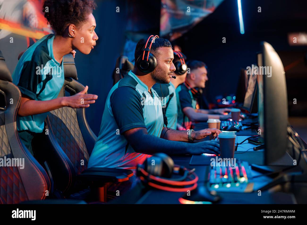 Skillful hi-res stock photography and images - Alamy