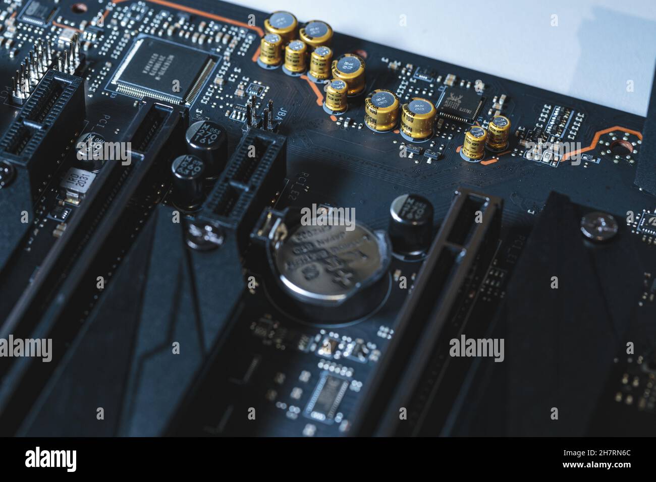 Passive components hi-res stock photography and images - Alamy