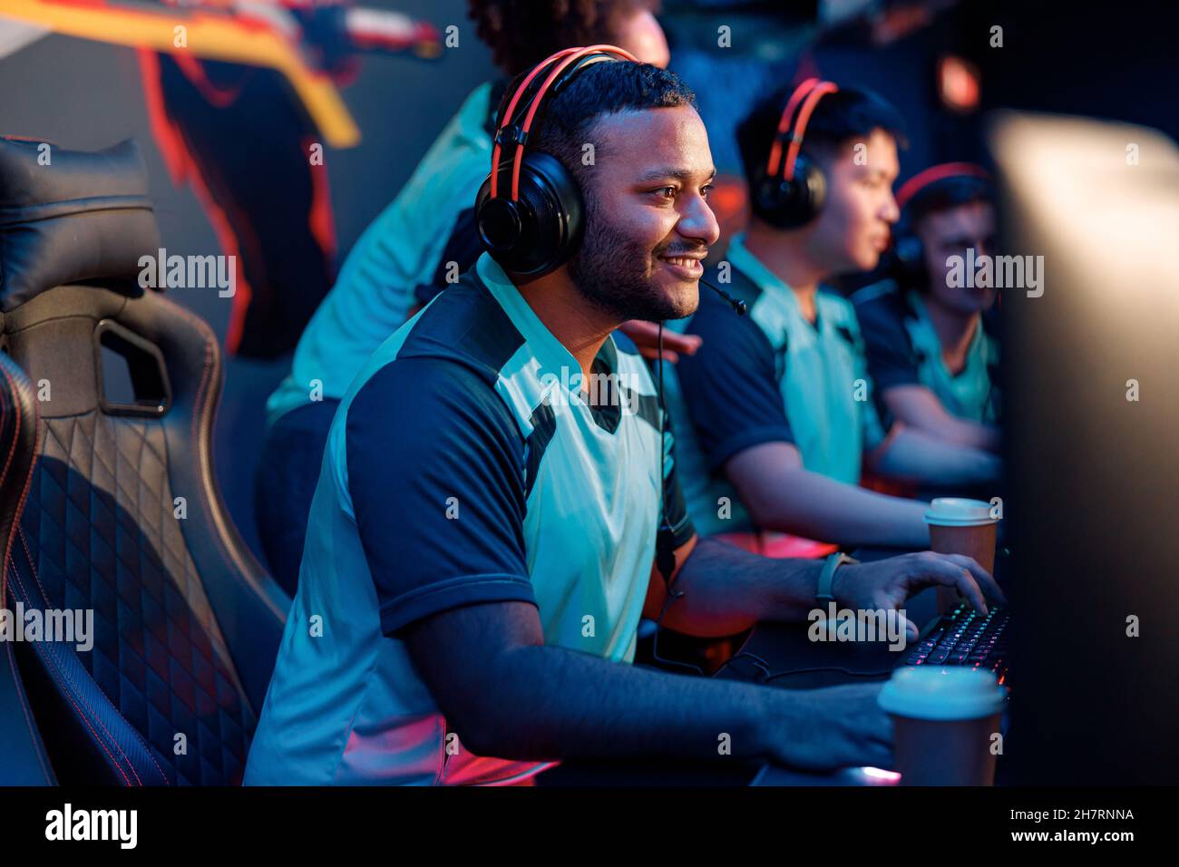 Cyber gamer hi-res stock photography and images - Alamy