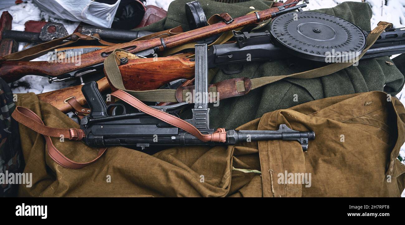 WWII firearms, submachine gun, machine gun and rifles Stock Photo - Alamy